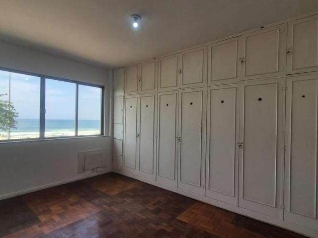 Apartamento para Venda em Rio de Janeiro/RJ Copacabana 3 Quartos