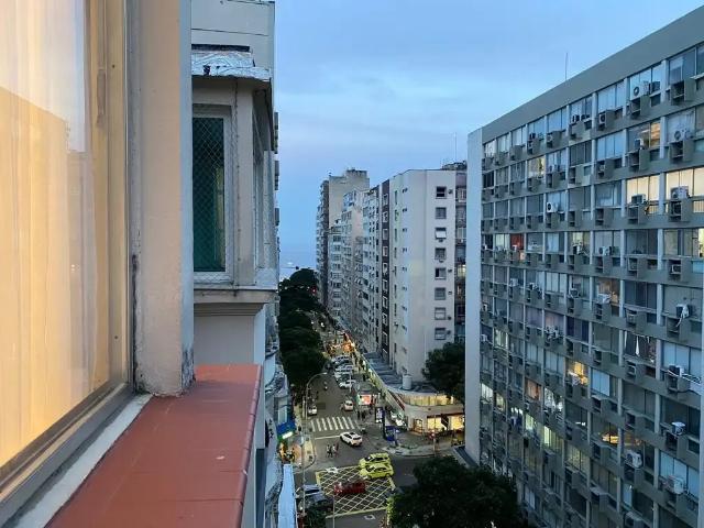 Apartamento para Venda em Rio de Janeiro/RJ Copacabana 3 Quartos