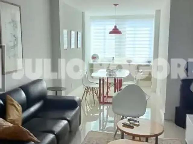 Apartamento para Venda em Rio de Janeiro/RJ Copacabana 3 Quartos