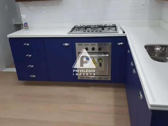 Apartamento para Venda em Rio de Janeiro/RJ Copacabana 3 Quartos