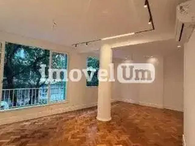 Apartamento para Venda em Rio de Janeiro/RJ Copacabana 3 Quartos
