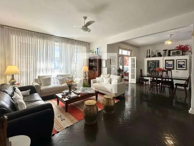 Apartamento para Venda em Rio de Janeiro/RJ Copacabana 3 Quartos