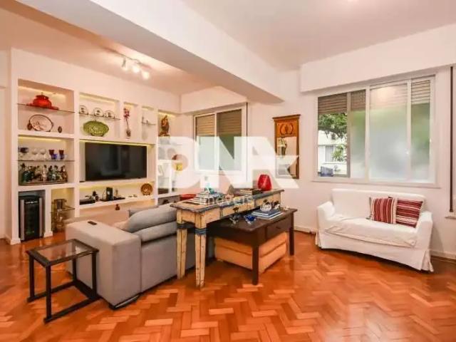 Apartamento para Venda em Rio de Janeiro/RJ Copacabana 3 Quartos