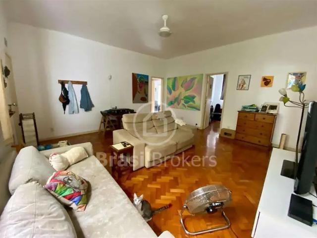 Apartamento para Venda em Rio de Janeiro/RJ Copacabana 3 Quartos