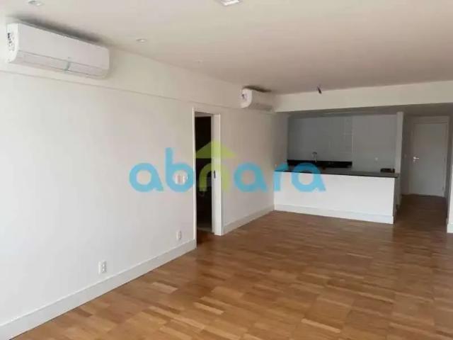 Apartamento para Venda em Rio de Janeiro/RJ Copacabana 3 Quartos