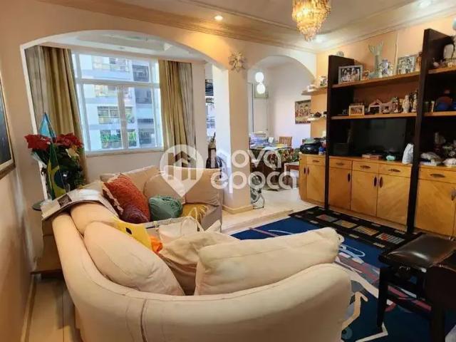 Apartamento para Venda em Rio de Janeiro/RJ Copacabana 3 Quartos