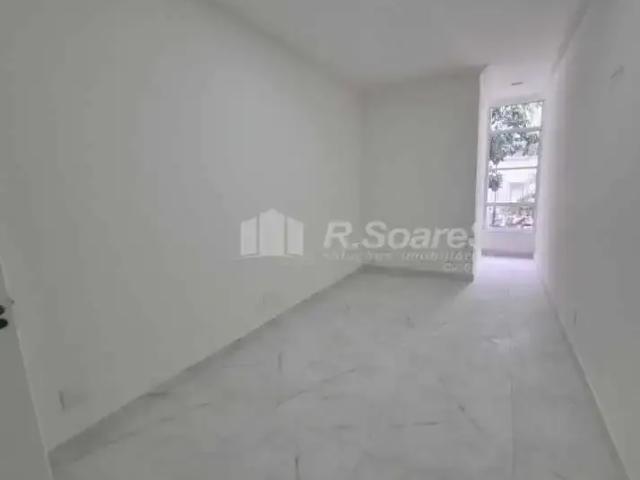 Apartamento para Venda em Rio de Janeiro/RJ Copacabana 3 Quartos