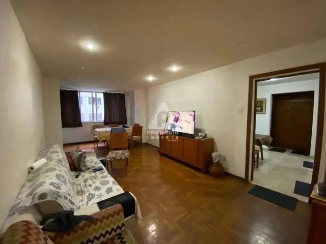 Apartamento para Venda em Rio de Janeiro/RJ Copacabana 3 Quartos