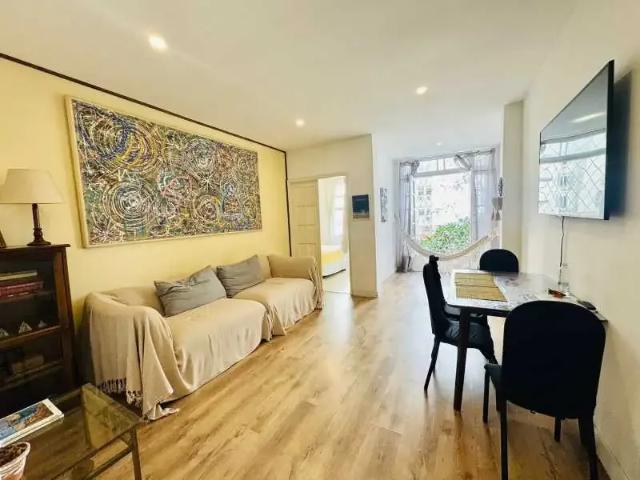 Apartamento para Venda em Rio de Janeiro/RJ Copacabana 3 Quartos