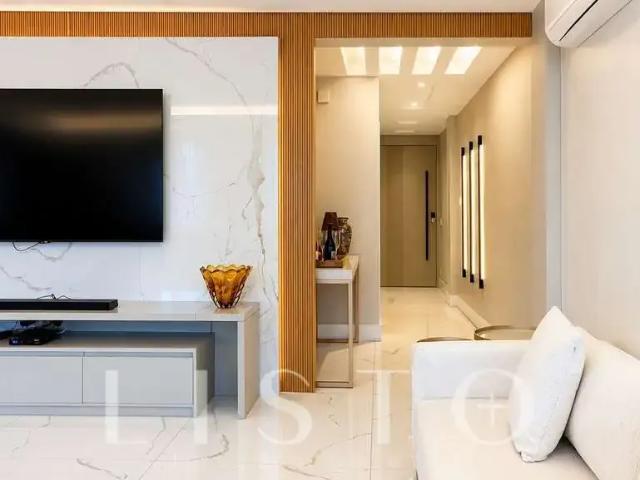 Apartamento para Venda em Rio de Janeiro/RJ Copacabana 3 Quartos