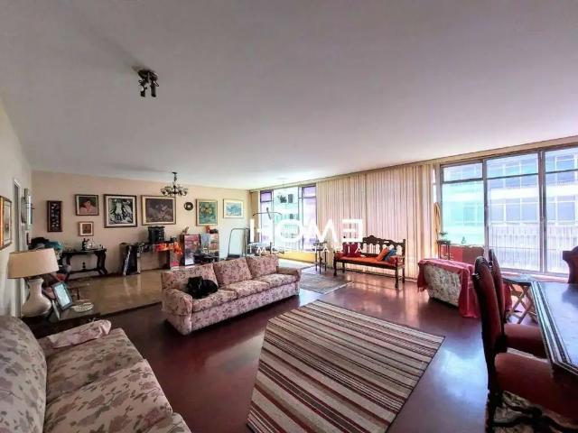 Apartamento para Venda em Rio de Janeiro/RJ Copacabana 3 Quartos