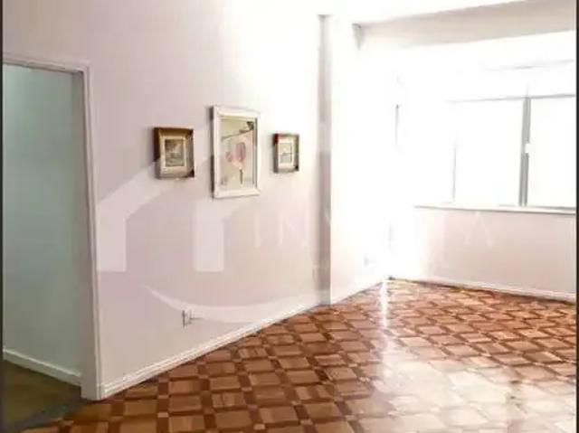 Apartamento para Venda em Rio de Janeiro/RJ Copacabana 3 Quartos