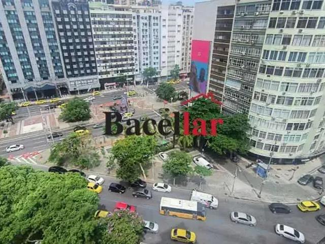 Apartamento para Venda em Rio de Janeiro/RJ Copacabana 3 Quartos