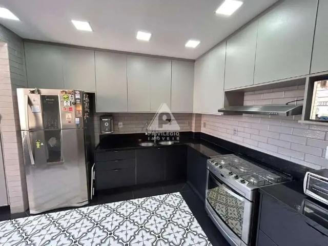 Apartamento para Venda em Rio de Janeiro/RJ Copacabana 3 Quartos