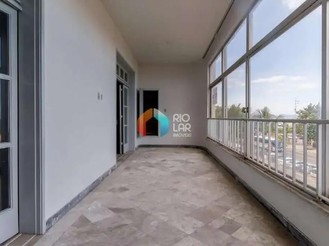Apartamento para Venda em Rio de Janeiro/RJ Copacabana 3 Quartos