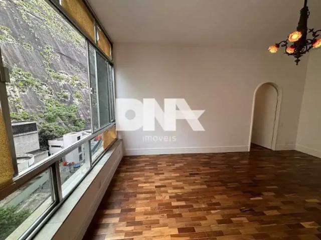 Apartamento para Venda em Rio de Janeiro/RJ Copacabana 3 Quartos