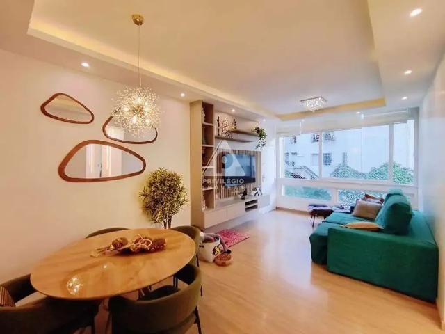 Apartamento para Venda em Rio de Janeiro/RJ Copacabana 3 Quartos