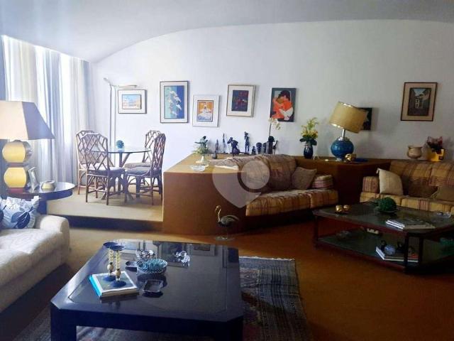 Apartamento para Venda em Rio de Janeiro/RJ Copacabana 3 Quartos