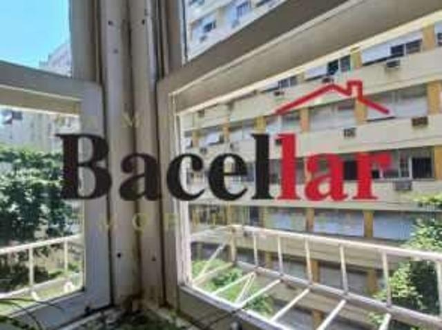 Apartamento para Venda em Rio de Janeiro/RJ Copacabana 3 Quartos