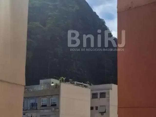 Apartamento para Venda em Rio de Janeiro/RJ Copacabana 3 Quartos