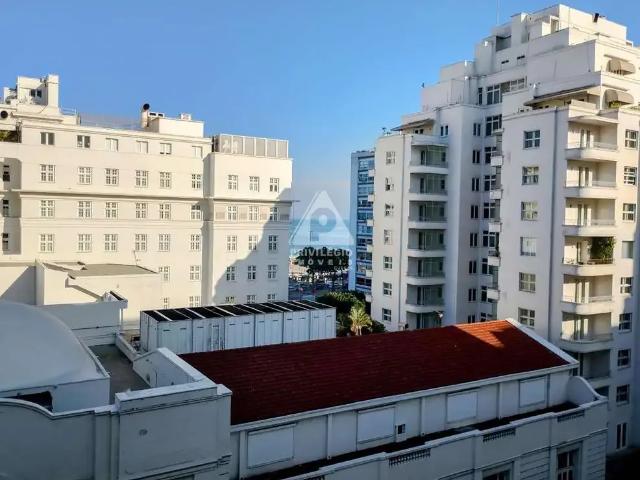 Apartamento para Venda em Rio de Janeiro/RJ Copacabana 3 Quartos