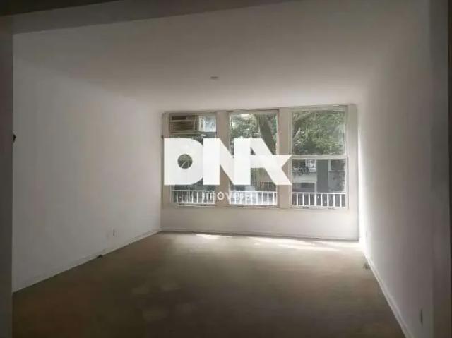 Apartamento para Venda em Rio de Janeiro/RJ Copacabana 3 Quartos