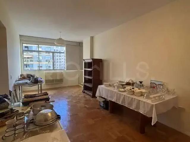 Apartamento para Venda em Rio de Janeiro/RJ Copacabana 3 Quartos