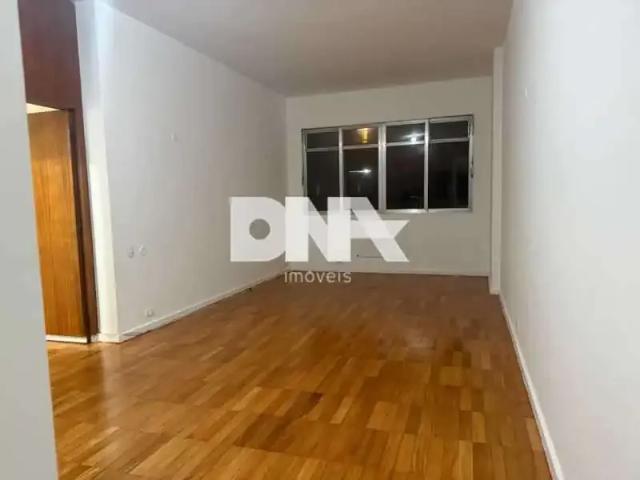 Apartamento para Venda em Rio de Janeiro/RJ Copacabana 3 Quartos
