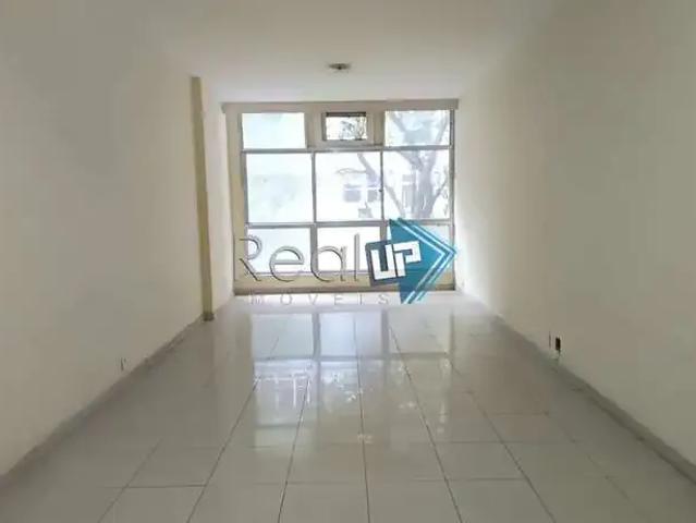 Apartamento para Venda em Rio de Janeiro/RJ Copacabana 3 Quartos