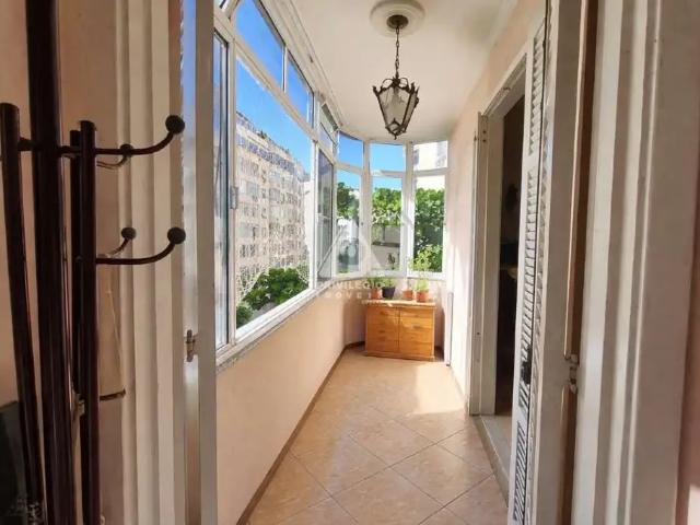 Apartamento para Venda em Rio de Janeiro/RJ Copacabana 3 Quartos