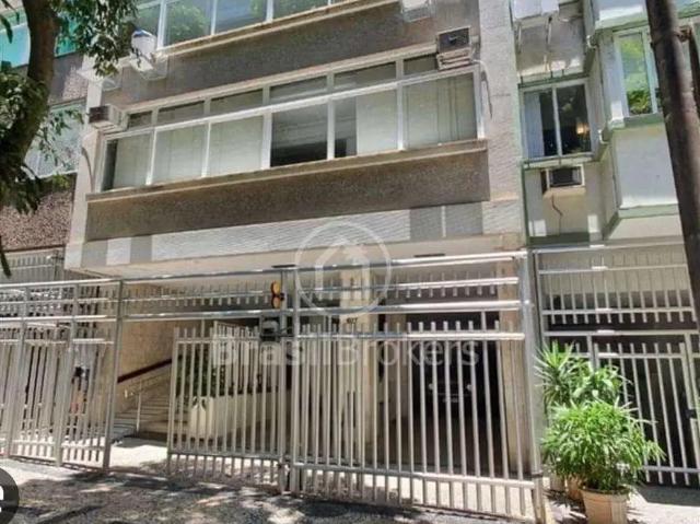 Apartamento para Venda em Rio de Janeiro/RJ Copacabana 3 Quartos
