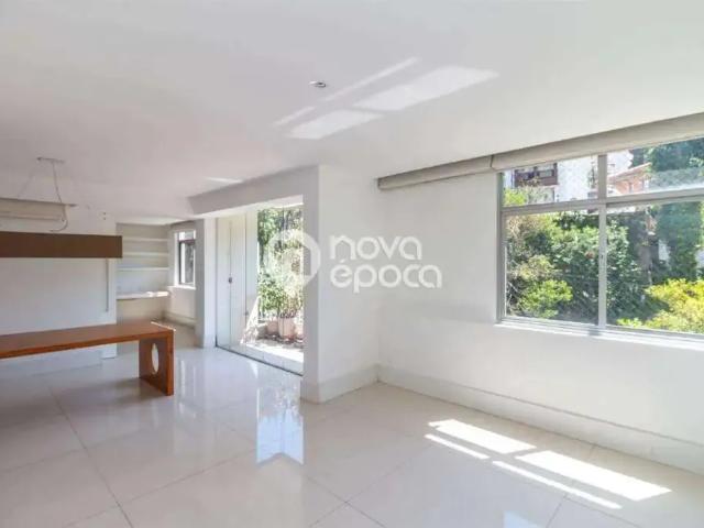 Apartamento para Venda em Rio de Janeiro/RJ Cosme Velho 3 Quartos