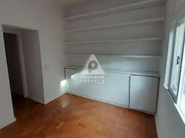 Apartamento para Venda em Rio de Janeiro/RJ Cosme Velho 2 Quartos