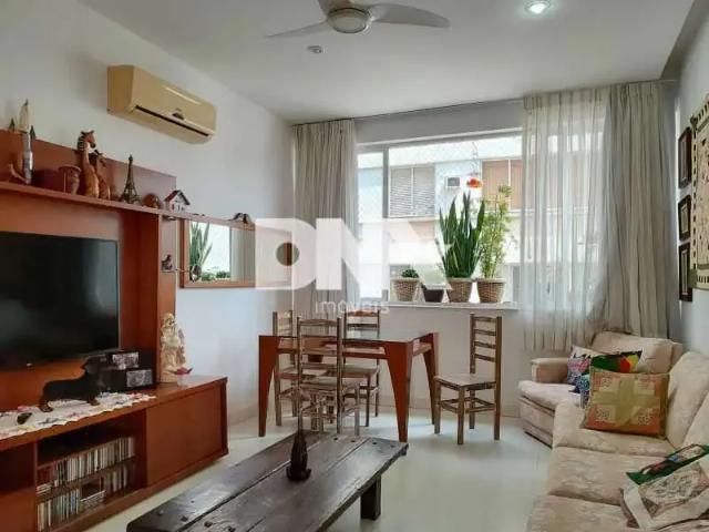 Apartamento para Venda em Rio de Janeiro/RJ Cosme Velho 2 Quartos