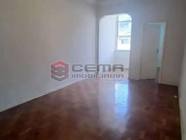 Apartamento para Venda em Rio de Janeiro/RJ Catete 2 Quartos