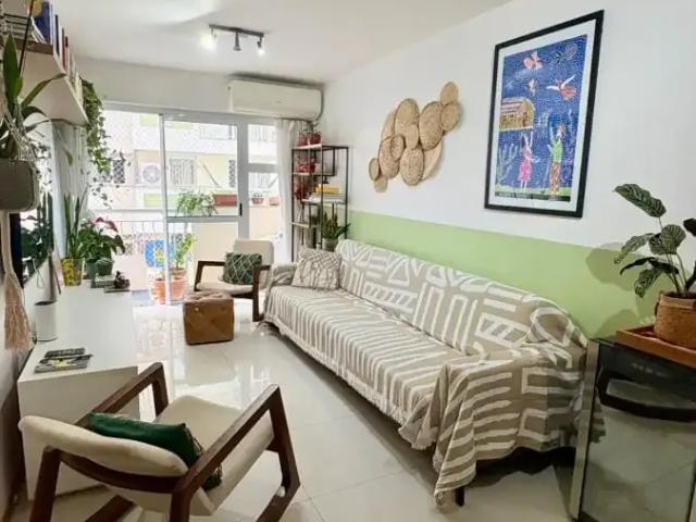Apartamento para Venda em Rio de Janeiro/RJ Catete 3 Quartos