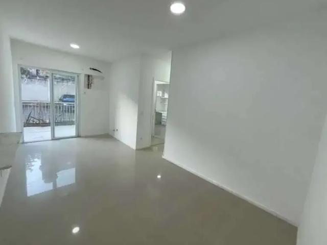 Apartamento para Venda em Rio de Janeiro/RJ Camorim 2 Quartos