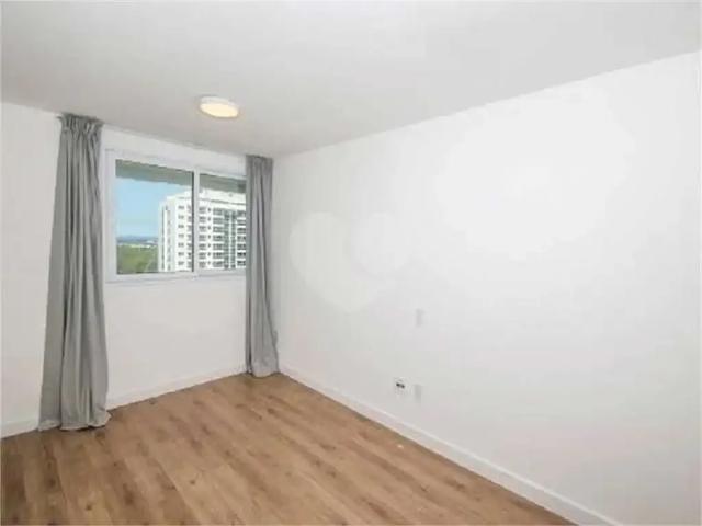 Apartamento para Venda em Rio de Janeiro/RJ Camorim 2 Quartos