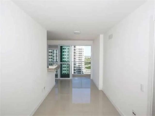 Apartamento para Venda em Rio de Janeiro/RJ Camorim 2 Quartos