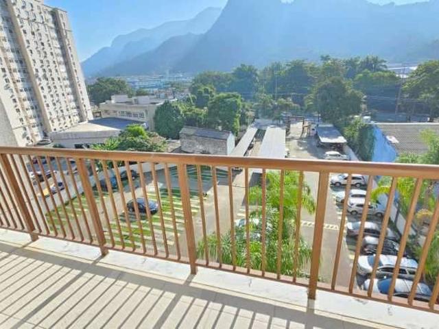 Apartamento para Venda em Rio de Janeiro/RJ Camorim 3 Quartos