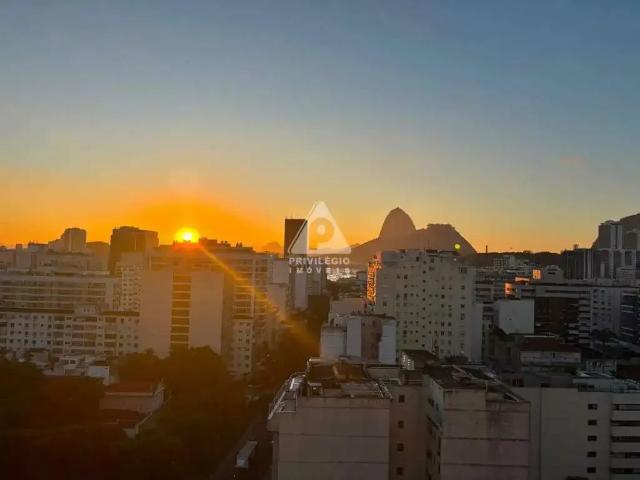Apartamento para Venda em Rio de Janeiro/RJ Botafogo 2 Quartos