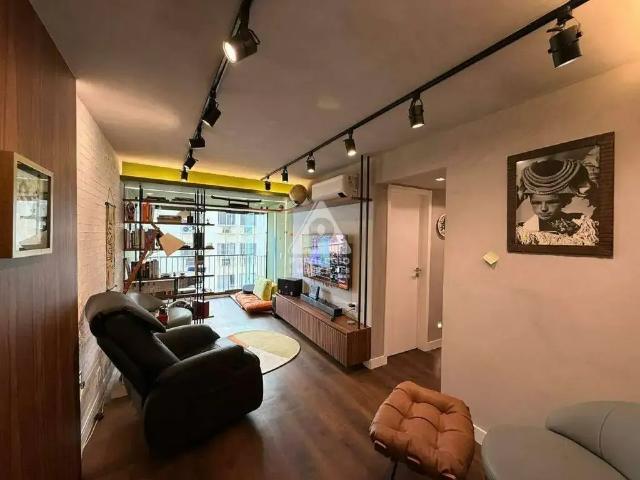 Apartamento para Venda em Rio de Janeiro/RJ Botafogo 2 Quartos