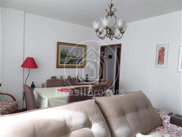 Apartamento para Venda em Rio de Janeiro/RJ Bancários 2 Quartos