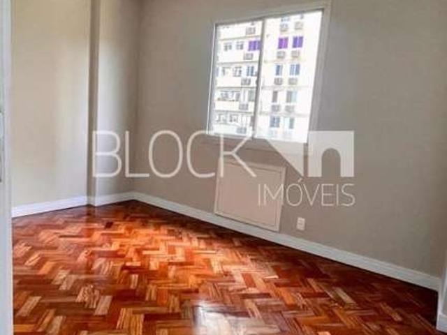 Apartamento para Venda em Rio de Janeiro/RJ Barra da Tijuca 2 Quartos