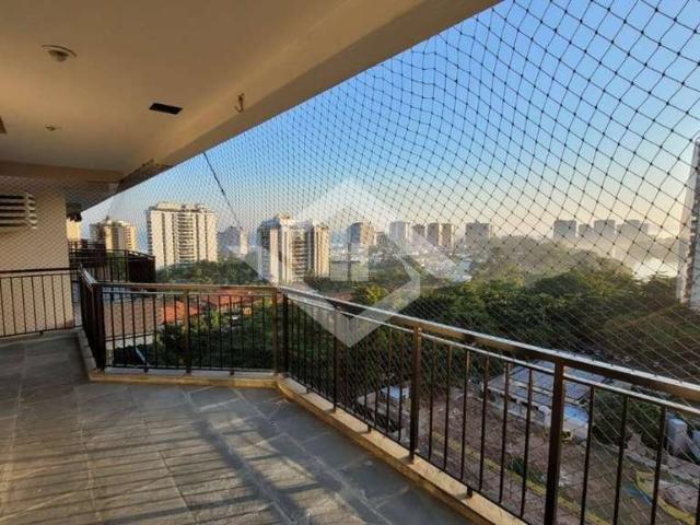 Apartamento para Venda em Rio de Janeiro/RJ Barra da Tijuca 2 Quartos