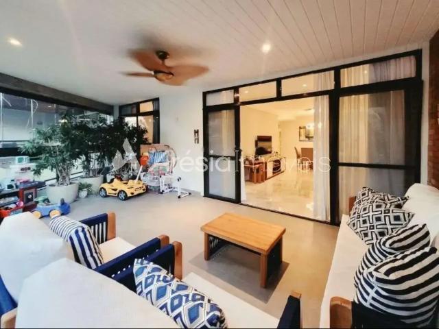 Apartamento para Venda em Rio de Janeiro/RJ Barra da Tijuca 2 Quartos