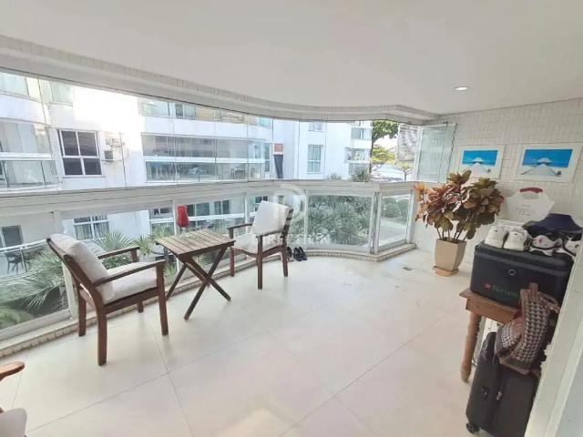 Apartamento para Venda em Rio de Janeiro/RJ Barra da Tijuca 2 Quartos