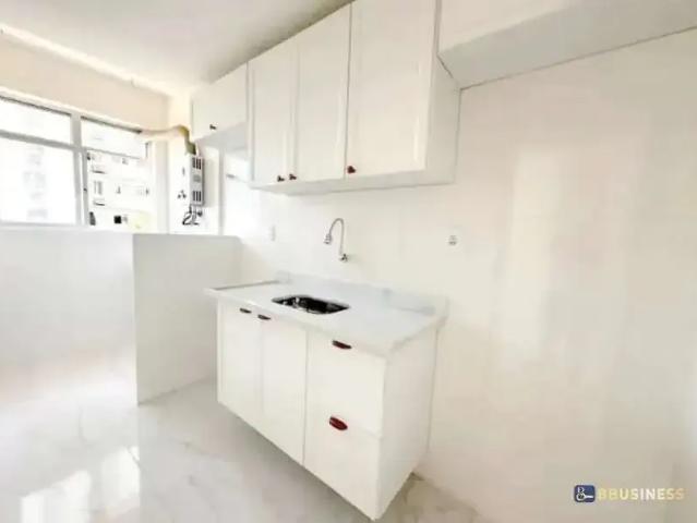 Apartamento para Venda em Rio de Janeiro/RJ Barra da Tijuca 2 Quartos