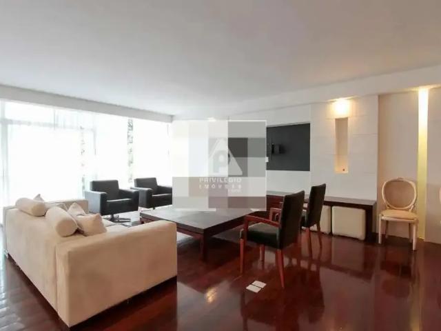 Apartamento para Venda em Rio de Janeiro/RJ Barra da Tijuca 2 Quartos