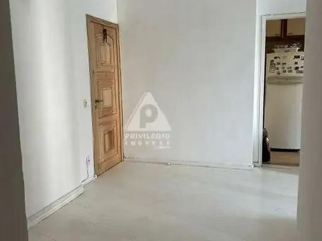Apartamento para Venda em Rio de Janeiro/RJ Barra da Tijuca 2 Quartos